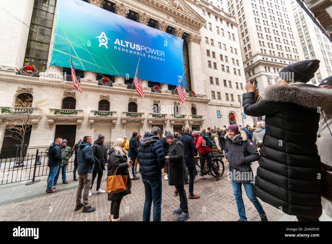 The New York Stock Exchange is decorated on Friday, December 10, 2021 ...