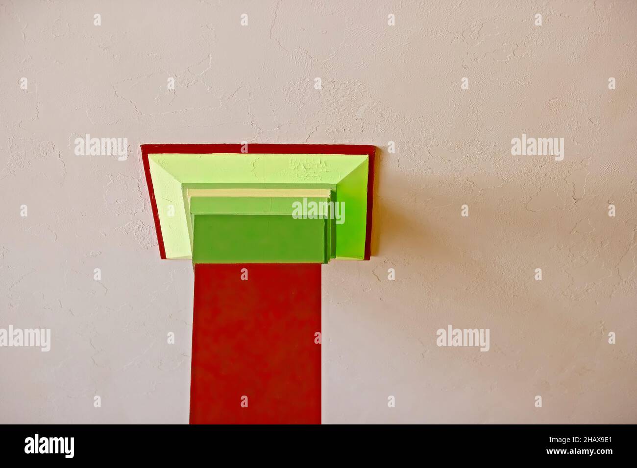 Column design hi-res stock photography and images - Alamy