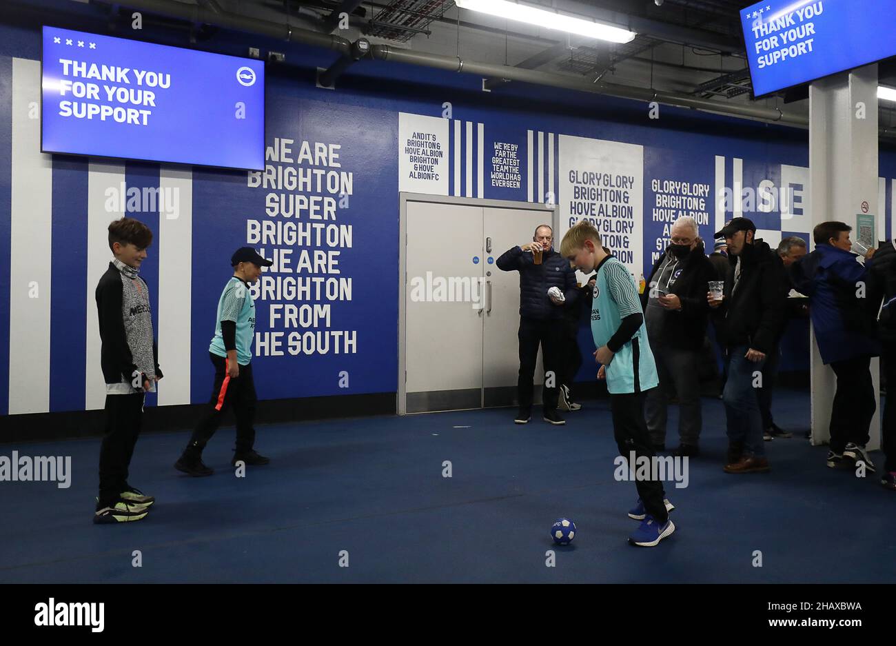 Amex stadium brighton fans in stadium hi-res stock photography and ...