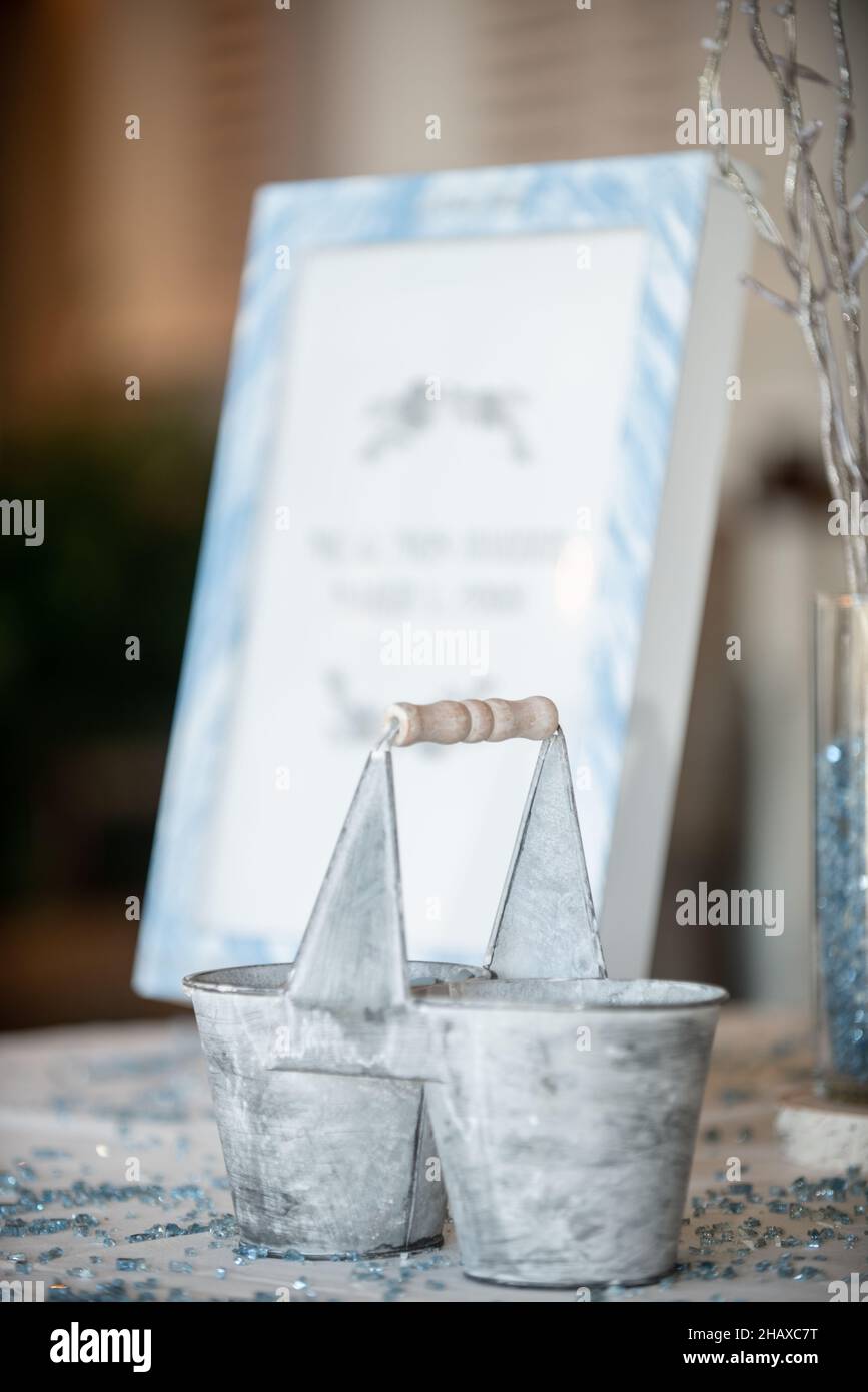 Hand waterin can hi-res stock photography and images - Alamy