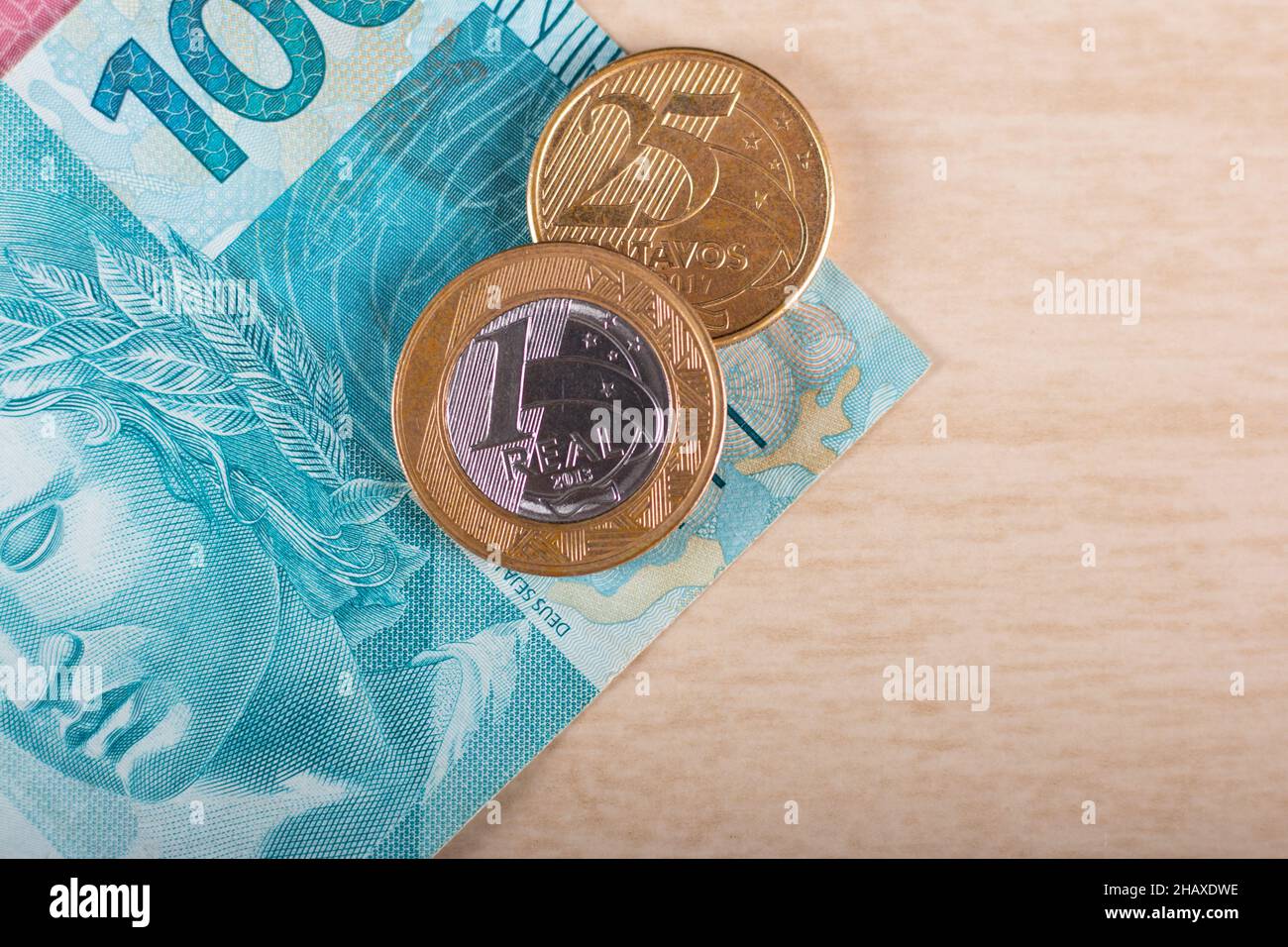 100 brl brazilian currency hi-res stock photography and images - Alamy