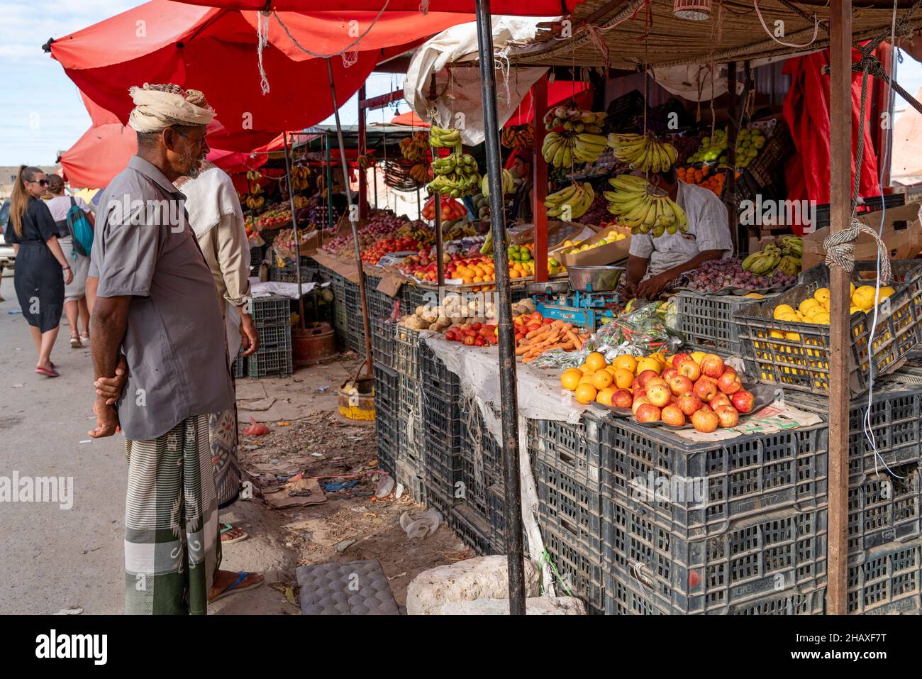 Market of fresh fruits on the street of the capital city Hadiboh ...