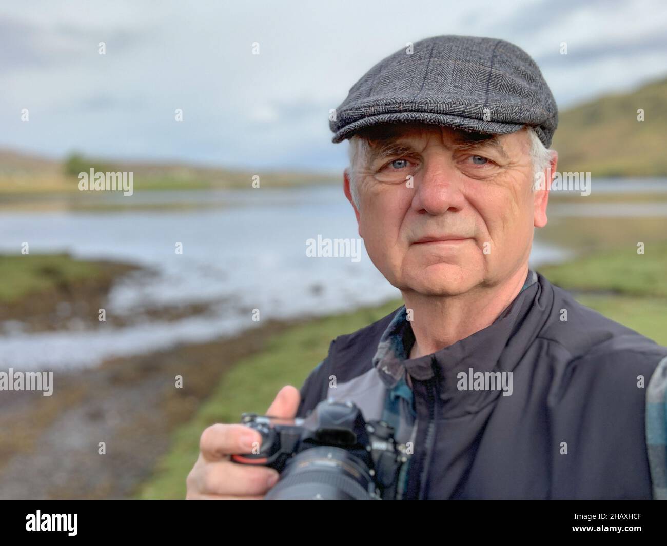 Wearing a flat cap hi-res stock photography and images - Alamy