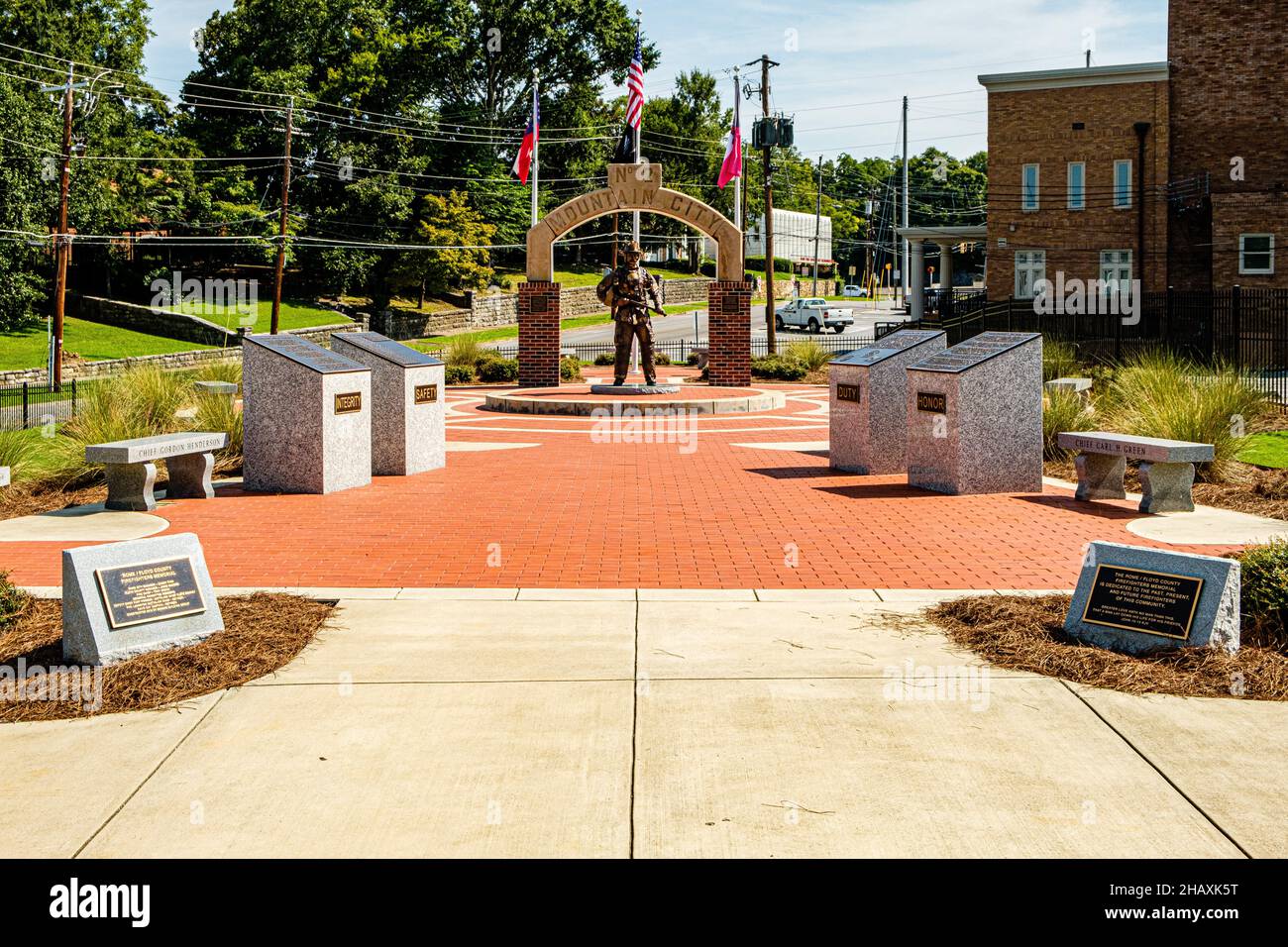 Firefighters Memorial, West 1st Street, Rome, Georgia Stock Photo - Alamy