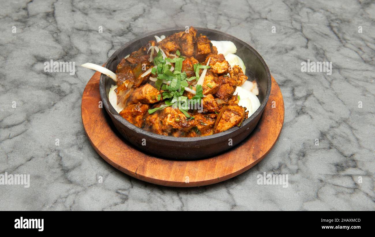Chicken tak a tak hi-res stock photography and images - Alamy