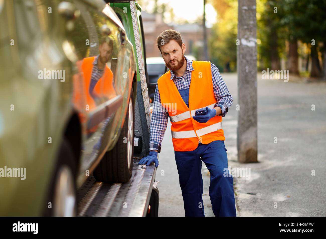Checking truck hi-res stock photography and images - Alamy