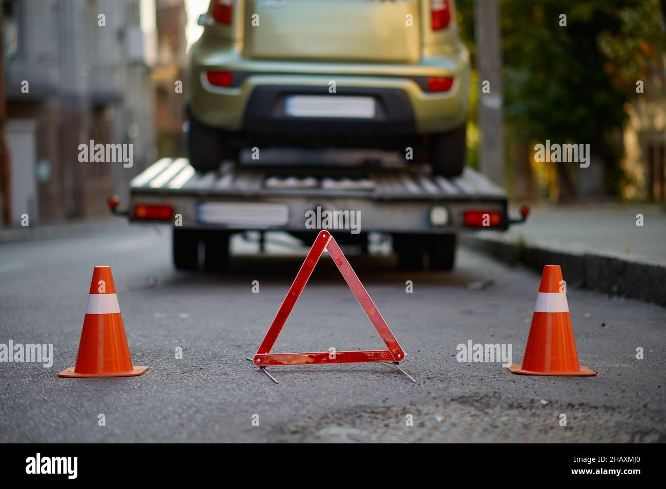 Tow triangle hi-res stock photography and images - Alamy
