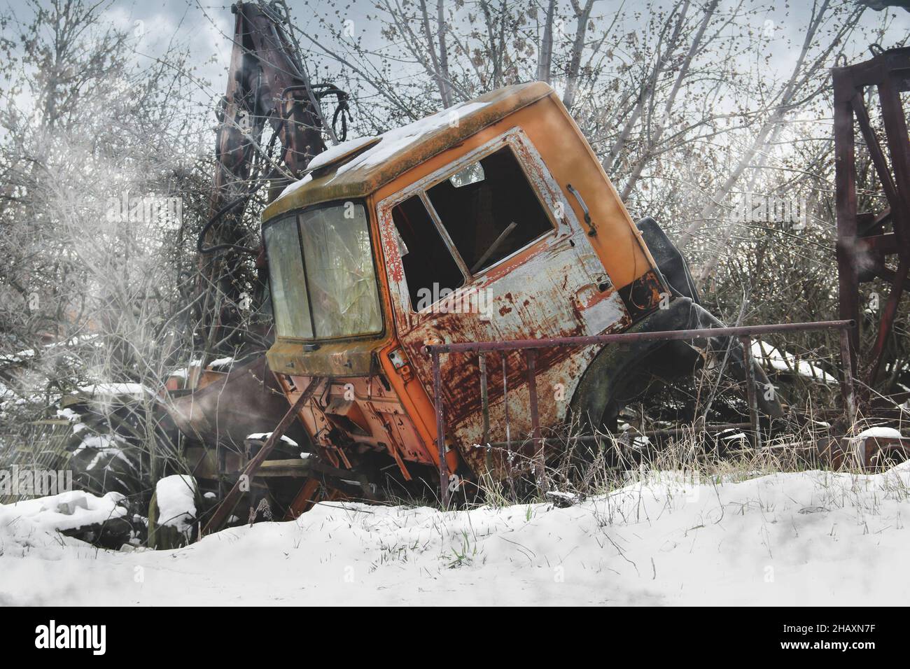 Rusty car dashboard speedometer hi-res stock photography and images - Alamy