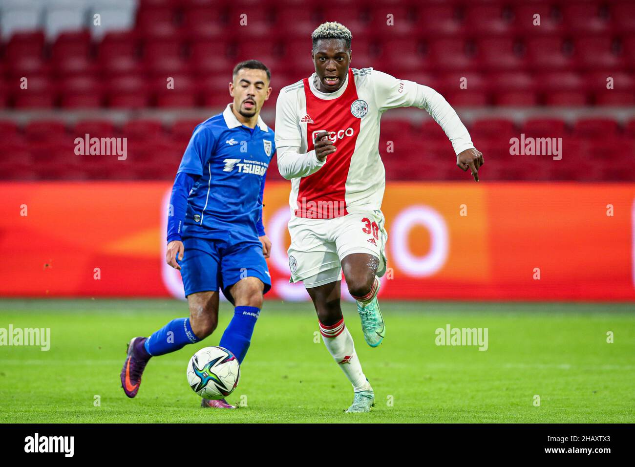 Mohamed daramy ajax hi-res stock photography and images - Alamy