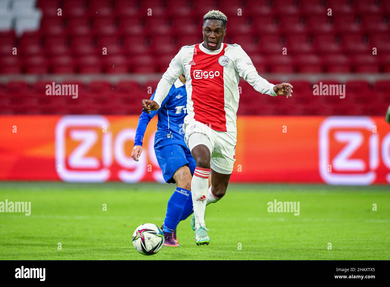 Mohamed daramy ajax hi-res stock photography and images - Alamy