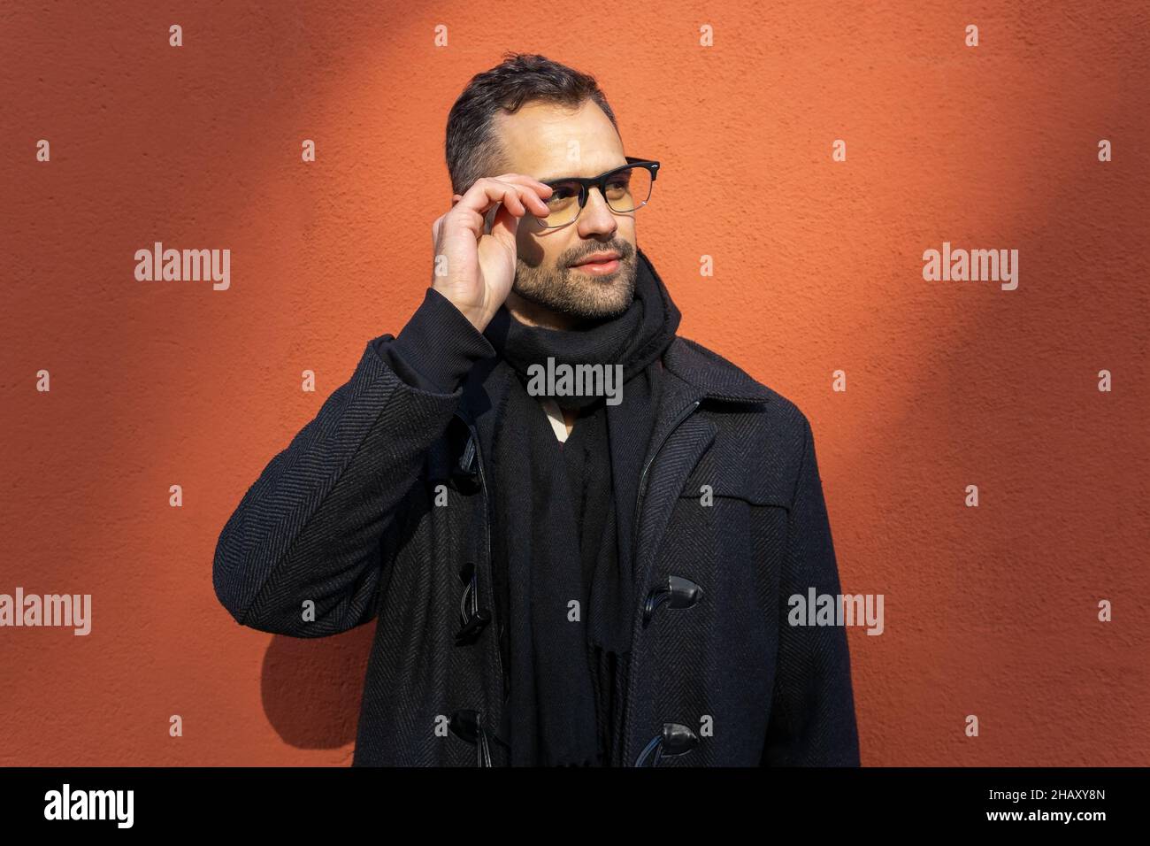 Serious building hi-res stock photography and images - Alamy