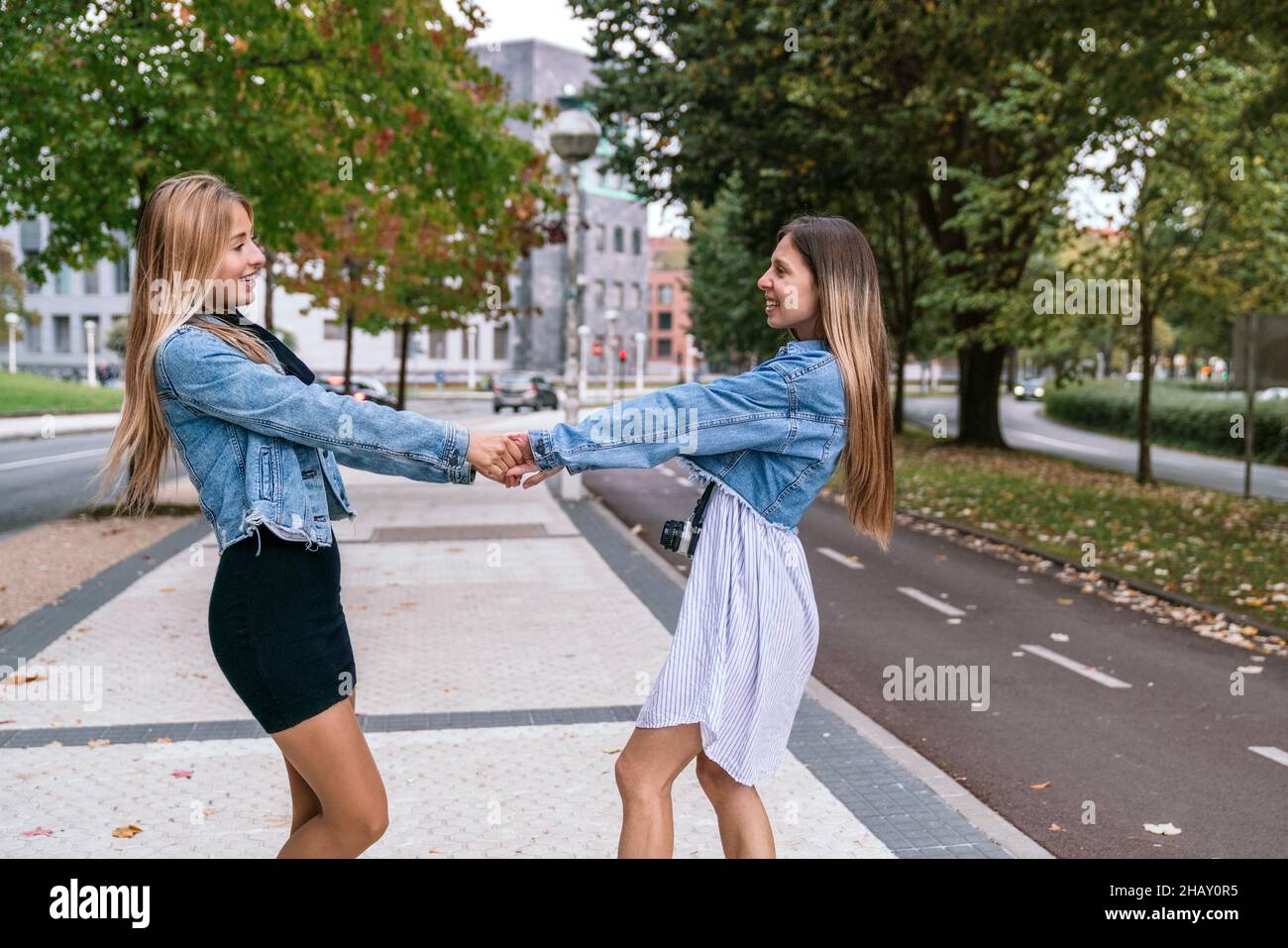 Spinning around on hands hi-res stock photography and images - Alamy