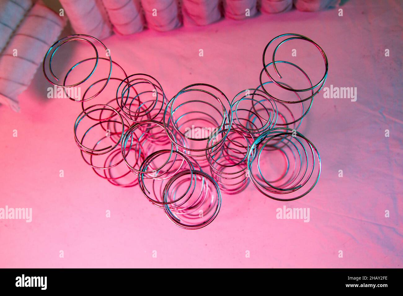 Production of independent springs for mattresses. Independent spring ...