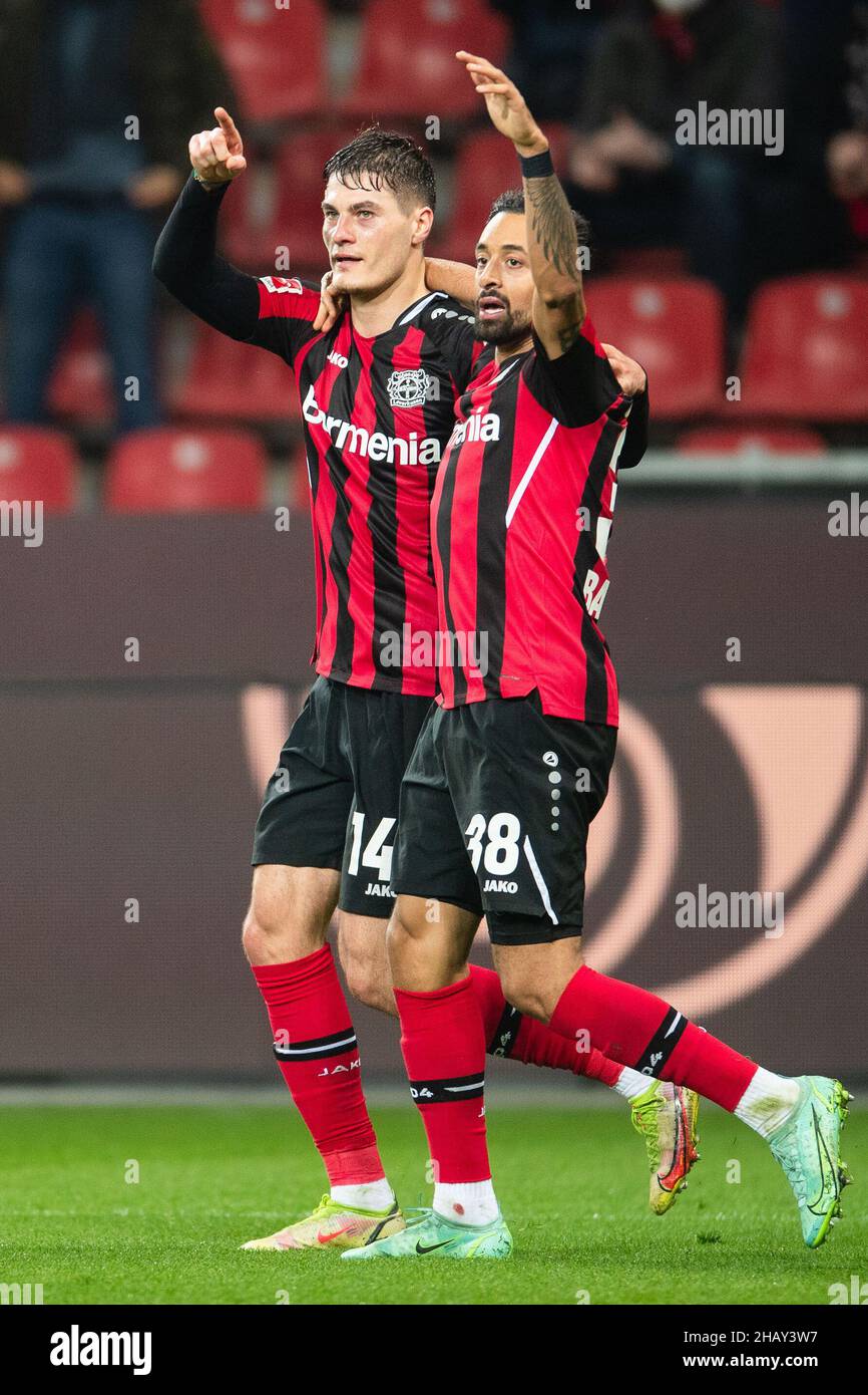 Leverkusen, Germany. 15th Dec, 2021. Football: Bundesliga, Bayer Leverkusen - TSG 1899 ...