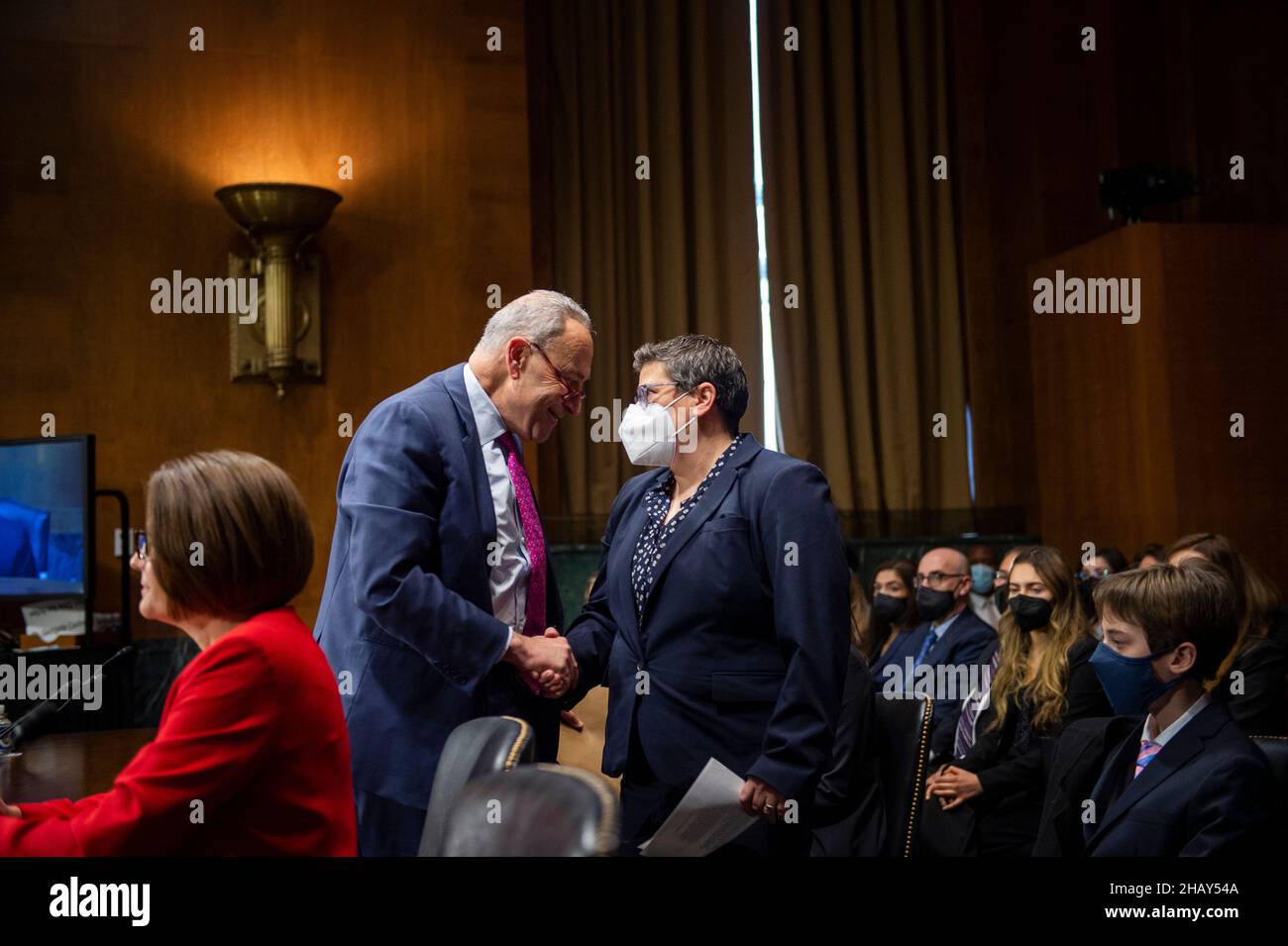 Left to right nathan hi-res stock photography and images - Alamy