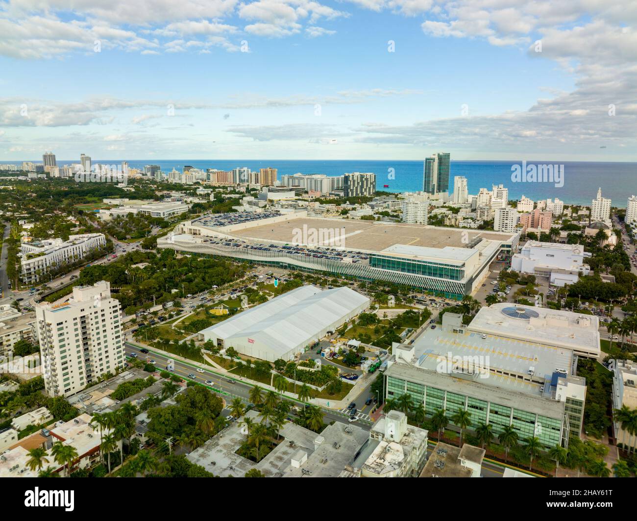 Aerial photo Miami Beach Convention Center Stock Photo - Alamy