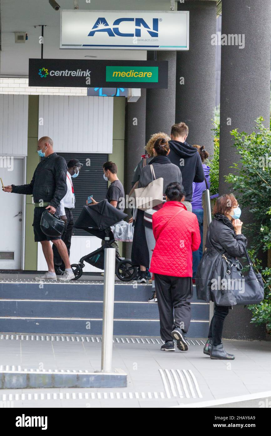 Vaccine queue australia hi-res stock photography and images - Alamy