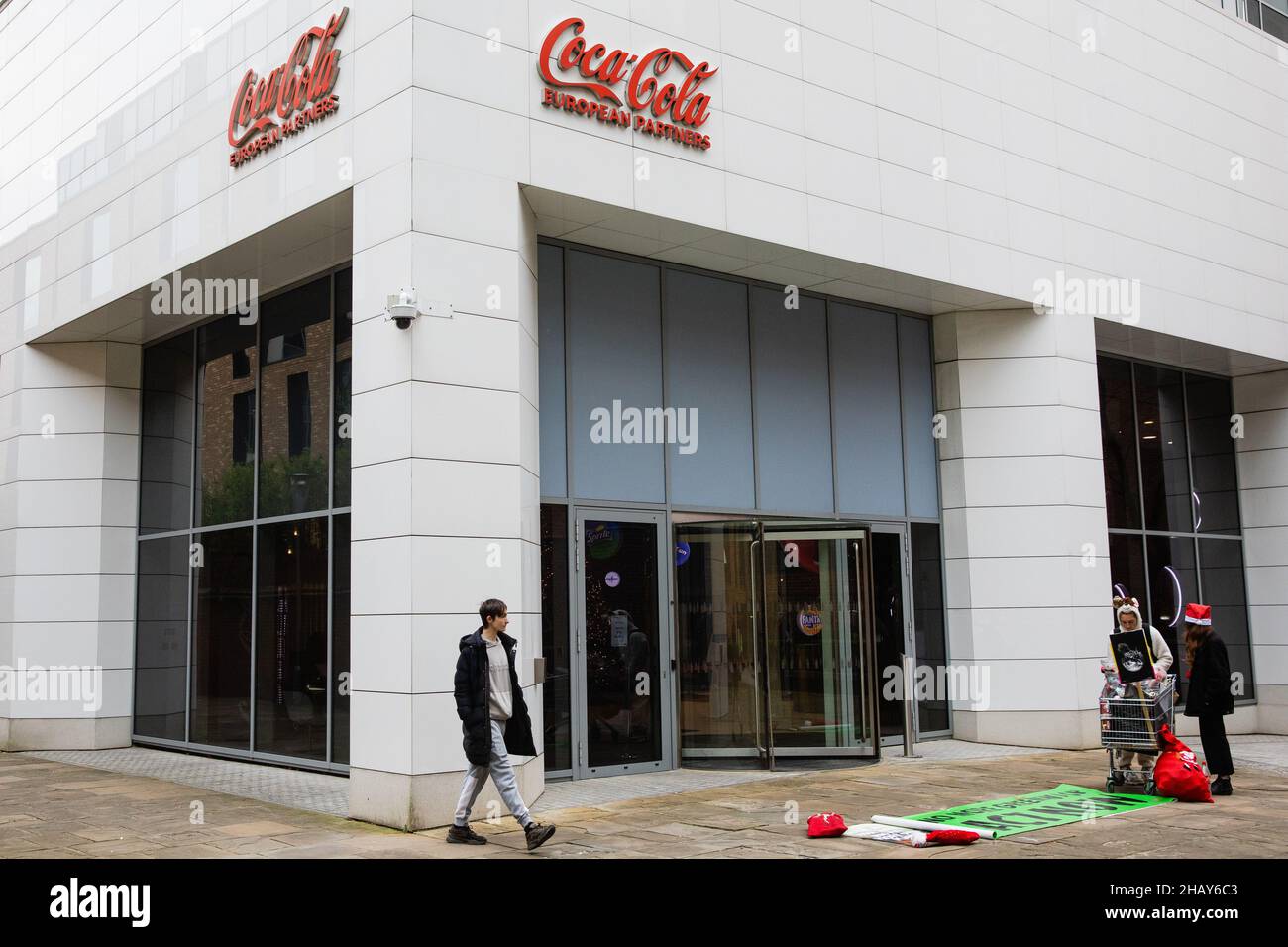 London, UK. 15th December, 2021. Climate activists from Extinction ...
