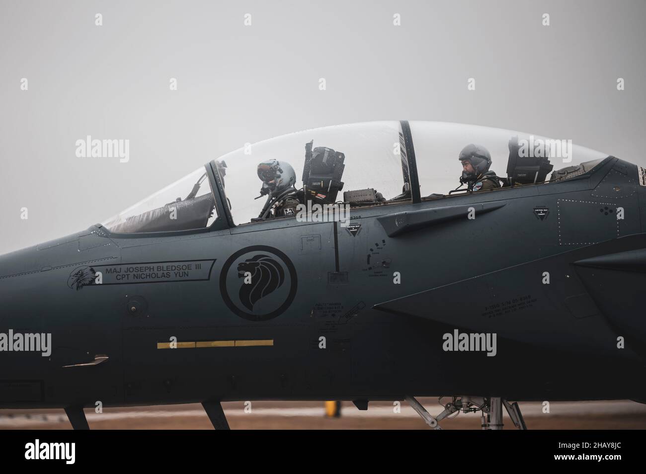 The crew of a Republic of Singapore Air Force F-15SG assigned to the ...