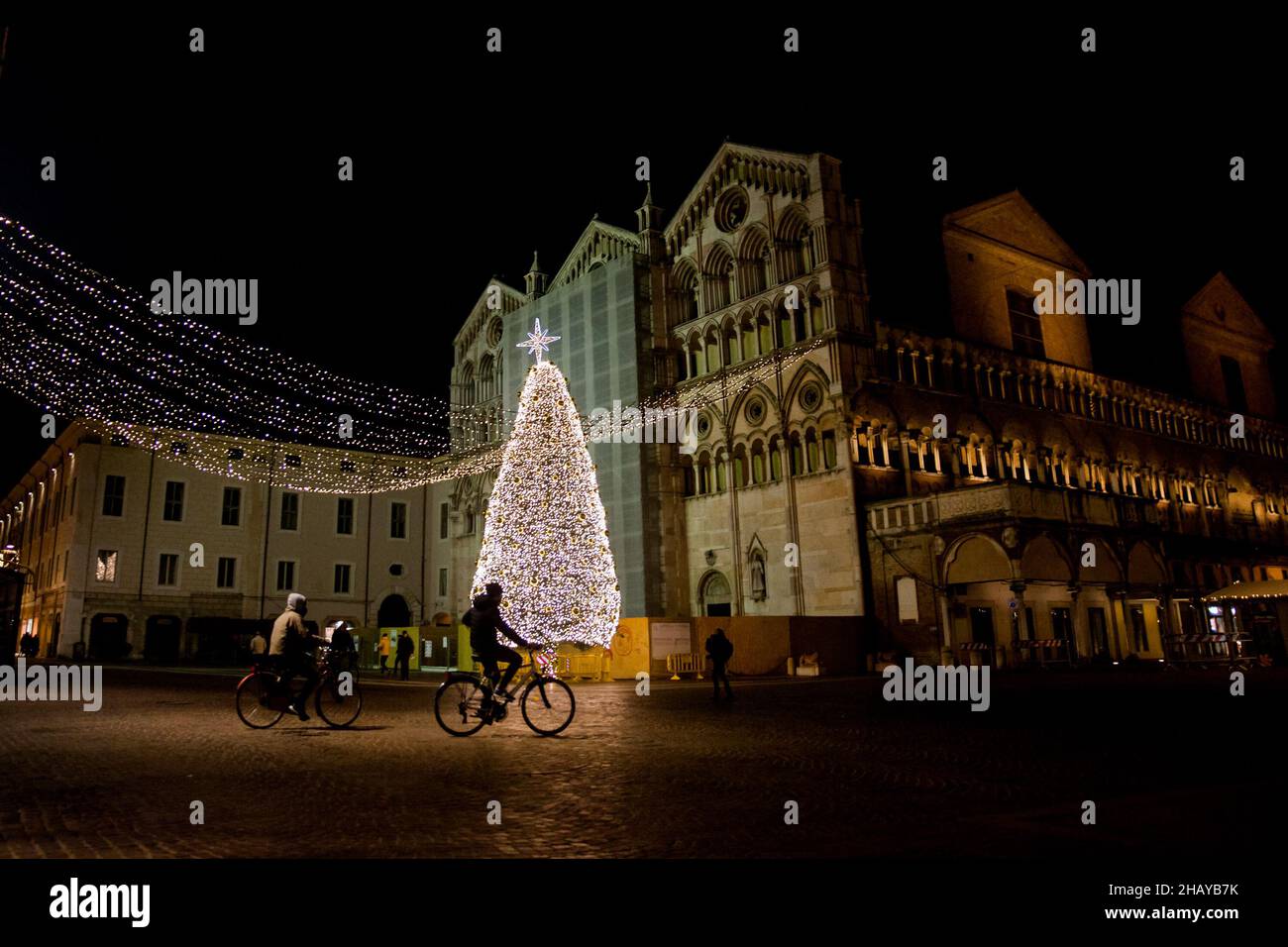 Ferrara, Italy. 14th Dec, 2021. In Ferrara Christmas is already shining ...