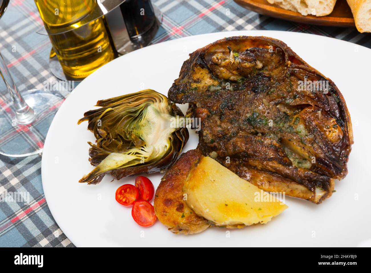 Baked head of lamb Stock Photo - Alamy
