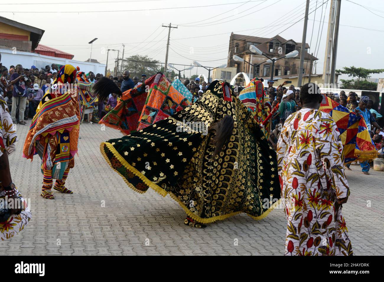 Yoruba masquerades hi-res stock photography and images - Alamy