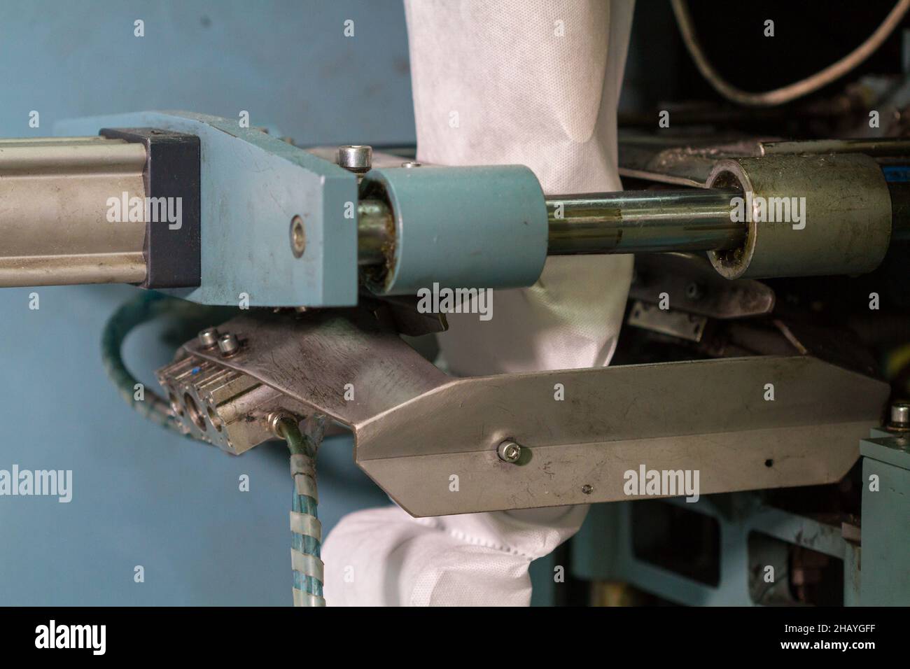 Production of independent springs for mattresses. Independent spring ...