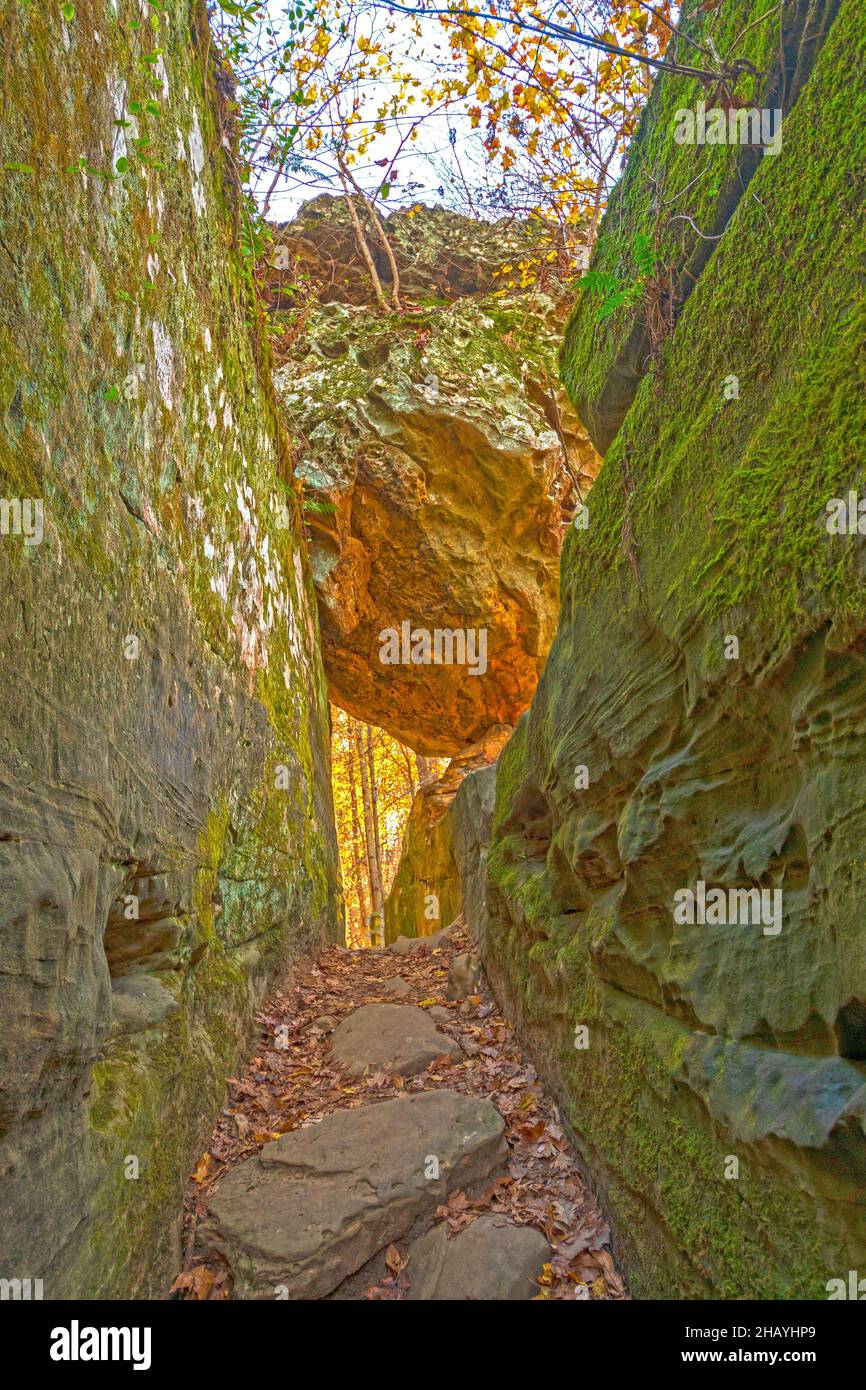 Looming Boulder Over a Narrow Path in Giant City State Park in Illinois ...