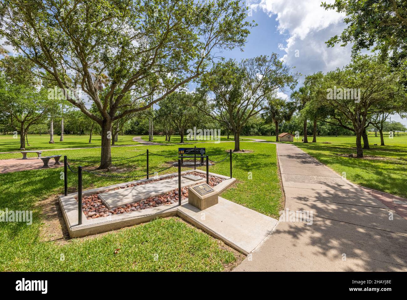 Harlingen, Texas, USA - June 24, 2021: The tomb of Harlon H. Block of ...