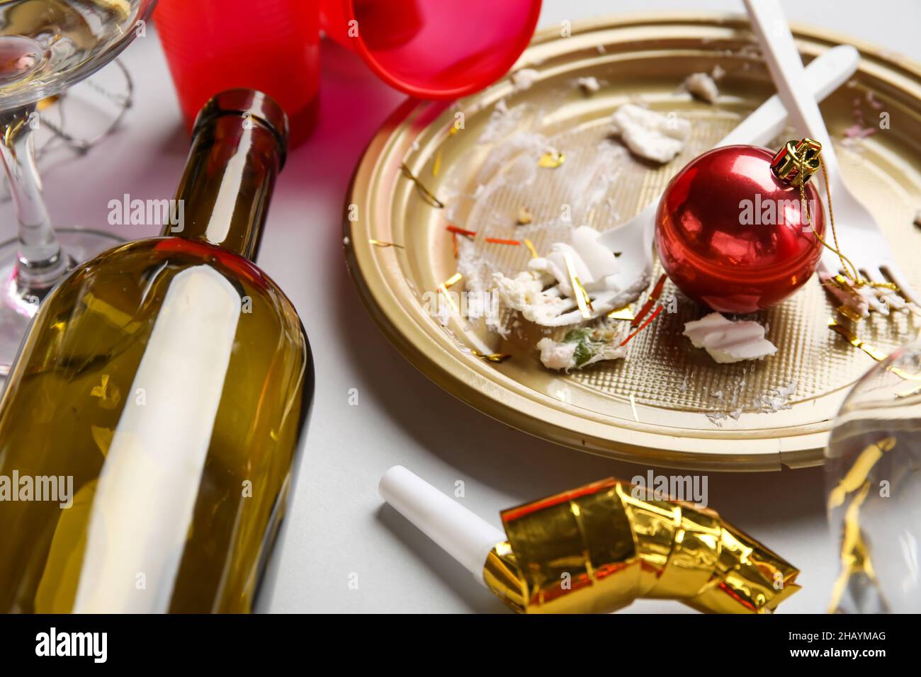 After party mess hi-res stock photography and images - Alamy