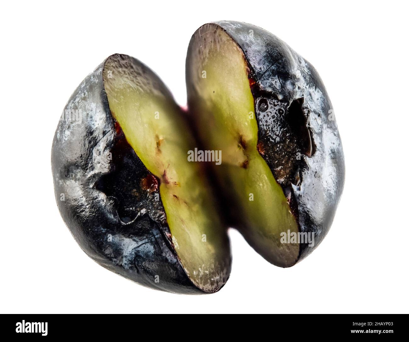 Cut blueberries hi-res stock photography and images - Alamy