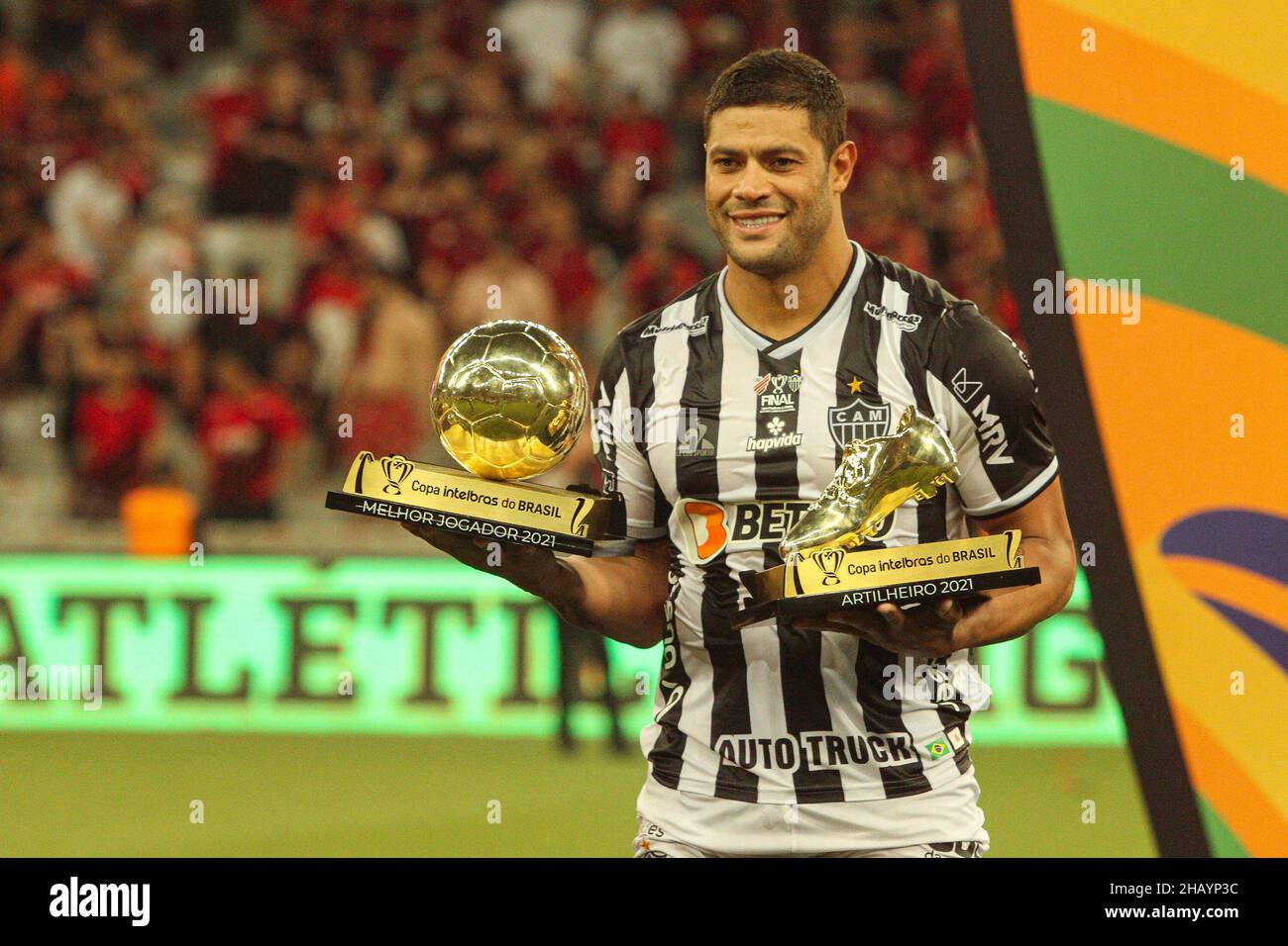 Football hulk hi-res stock photography and images - Alamy