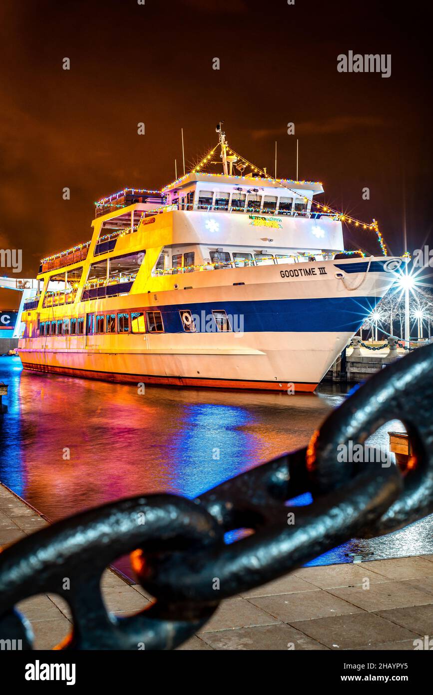 Goodtime III Cruise Ship in Cleveland Ohio Stock Photo - Alamy