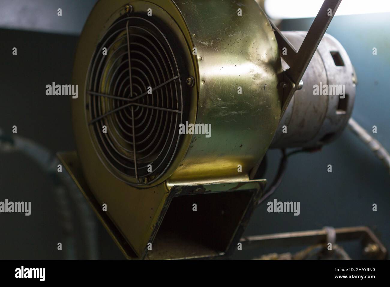 Production of independent springs for mattresses. Independent spring ...