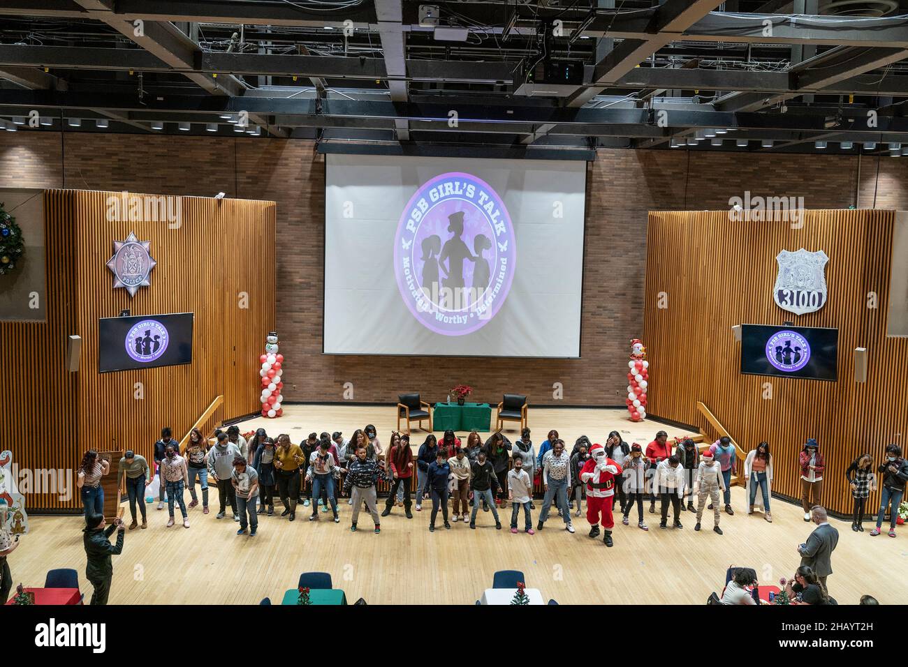 New York, USA. 15th Dec, 2021. Atmosphere during Girl Talk organized by ...
