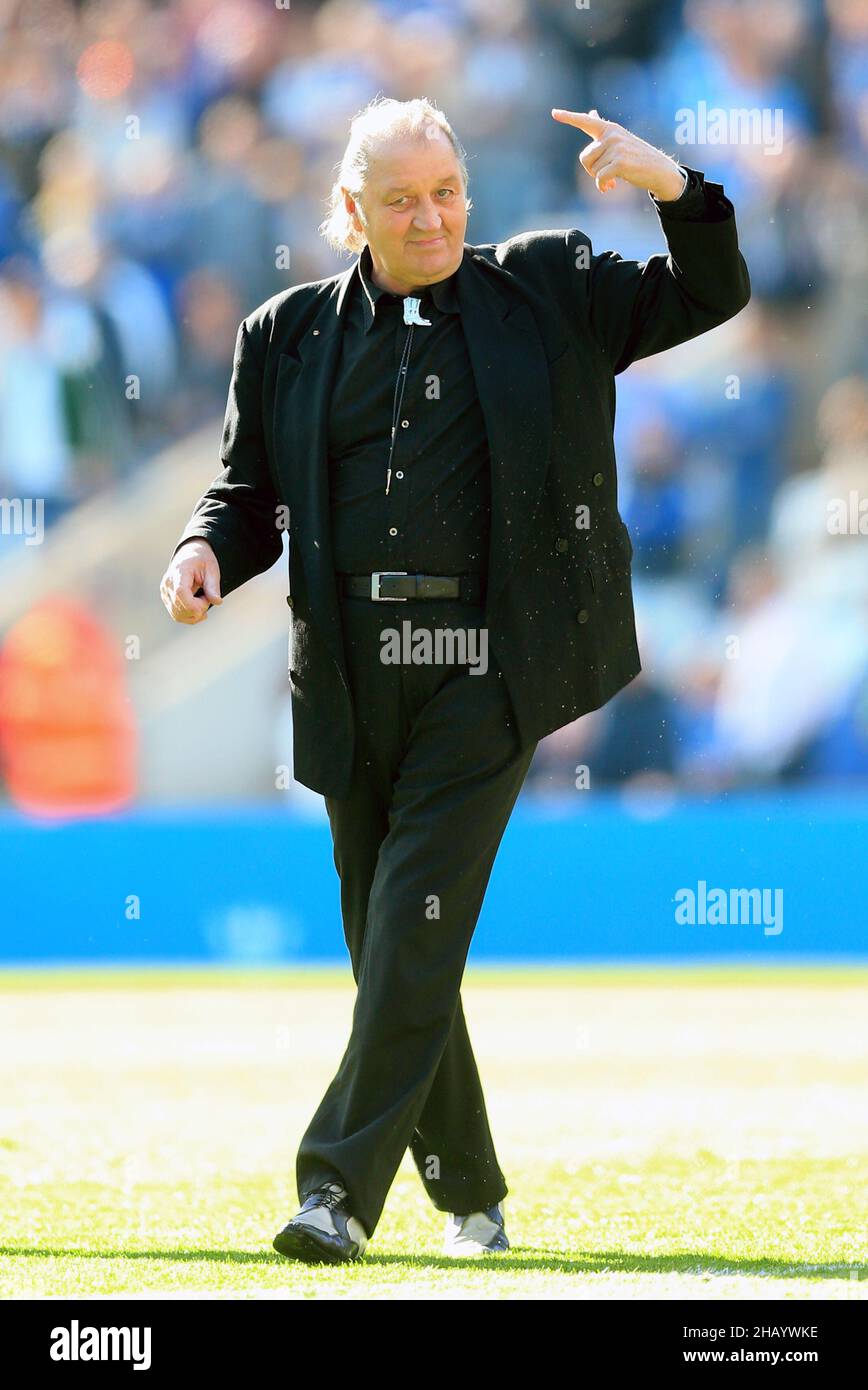 Former leicester city player frank worthington hi-res stock photography ...