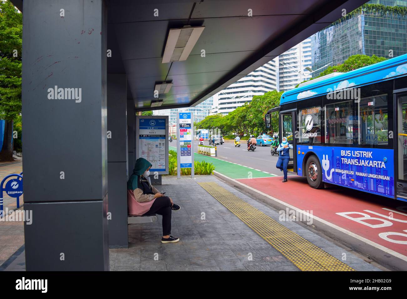 Busway jakarta indonesia hi-res stock photography and images - Alamy