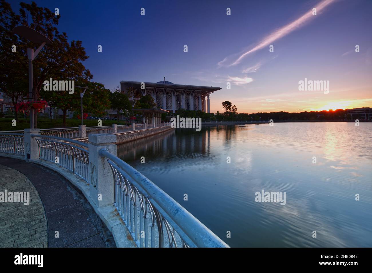 Putrajaya architecture building and bridge Stock Photo - Alamy