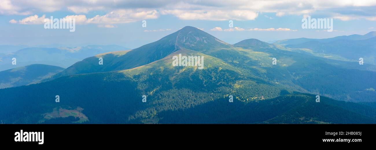 Hoverla highest mountain ukraine hi-res stock photography and images ...