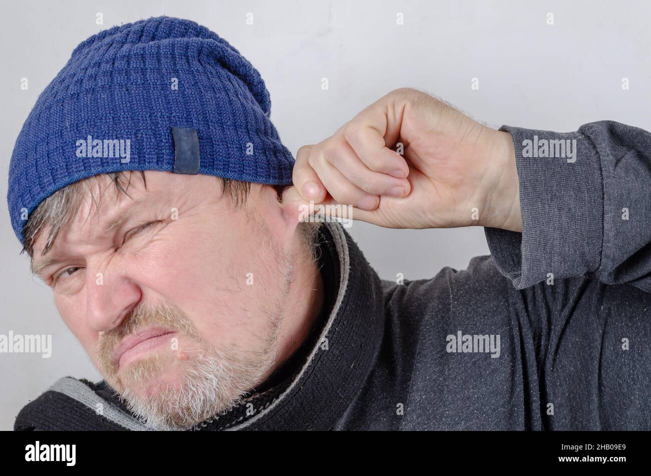 Wiggles his ear hi-res stock photography and images - Alamy