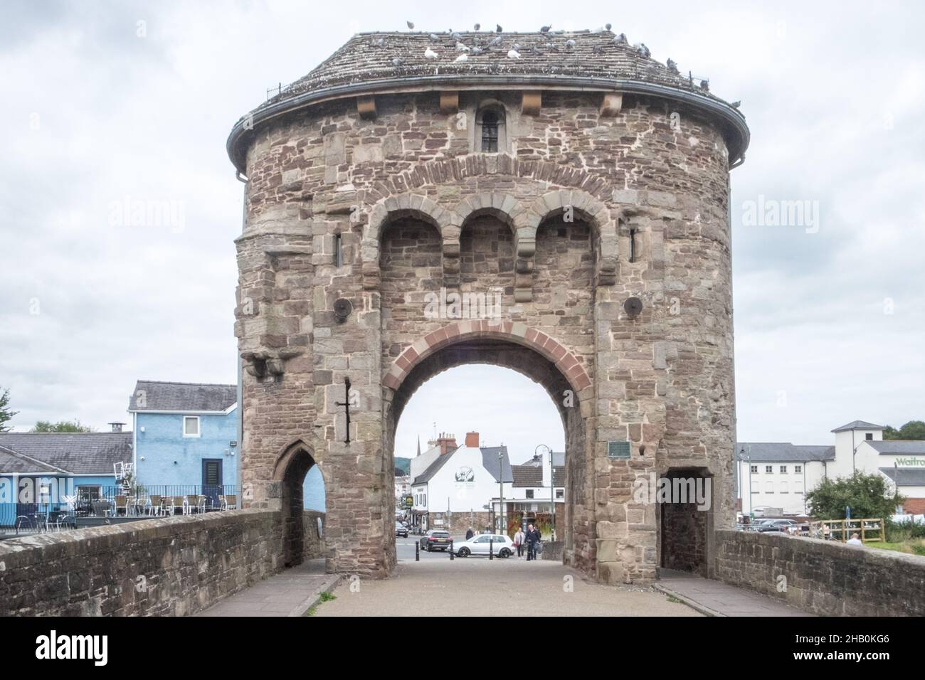 Monnow Bridge,ancient,Gate over the River Monnow, Monmouth ...