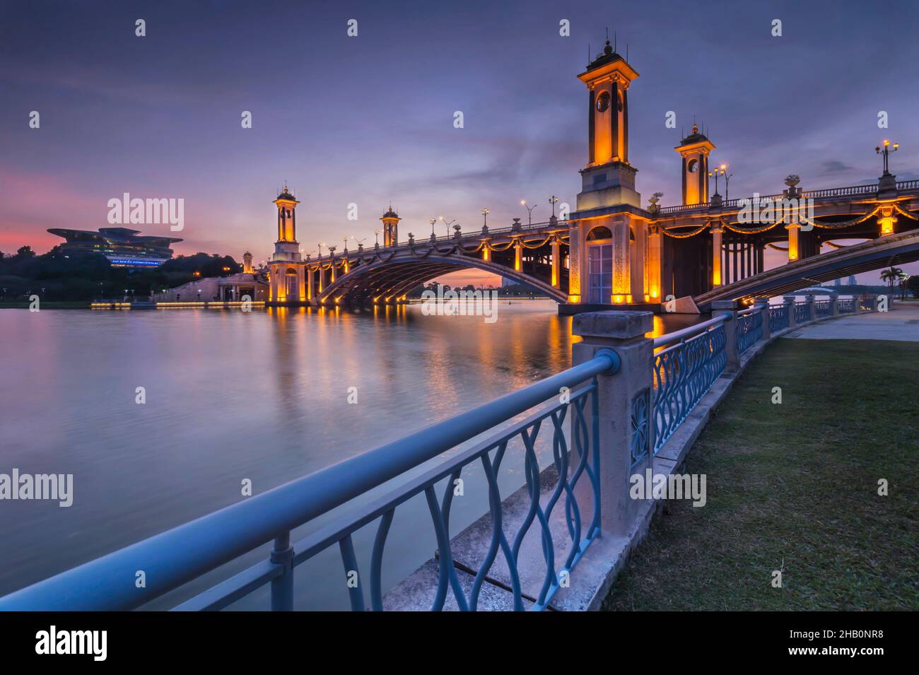 Putrajaya's Sri Gemilang Bridge at night Stock Photo - Alamy