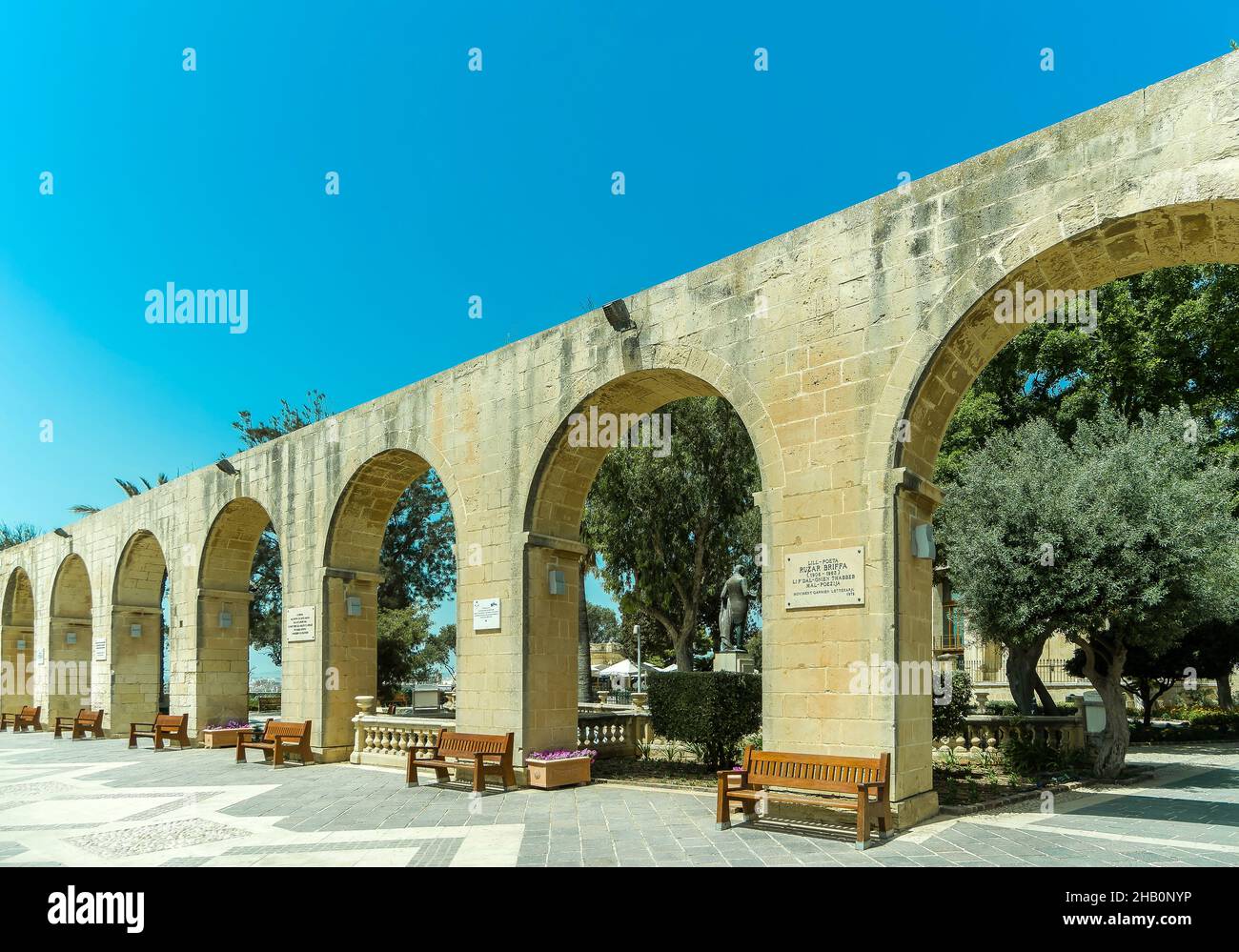 Famous colonnaded Upper Barrakka Gardens, the most popular public ...