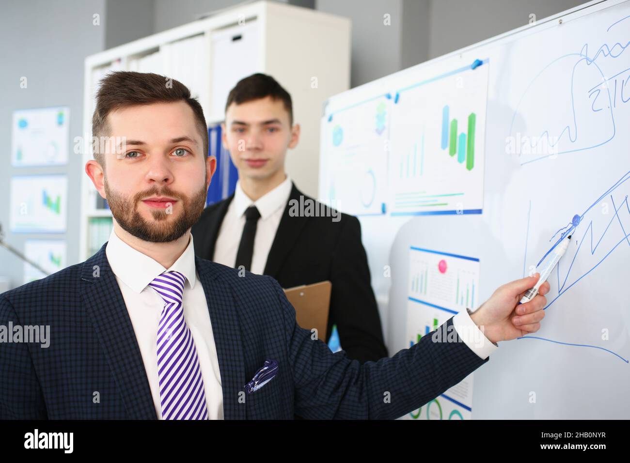 Demonstrate portrait hi-res stock photography and images - Alamy