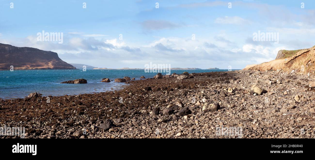 People in spain beach uk hi-res stock photography and images - Alamy