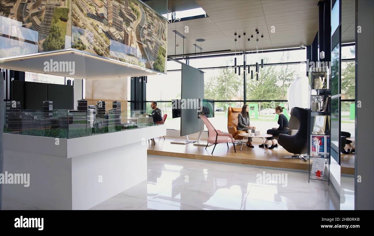 Informal layout hi-res stock photography and images - Alamy