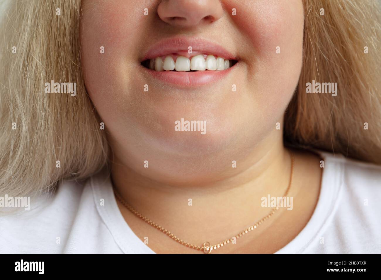 Open female mouth lipstick hi-res stock photography and images - Alamy