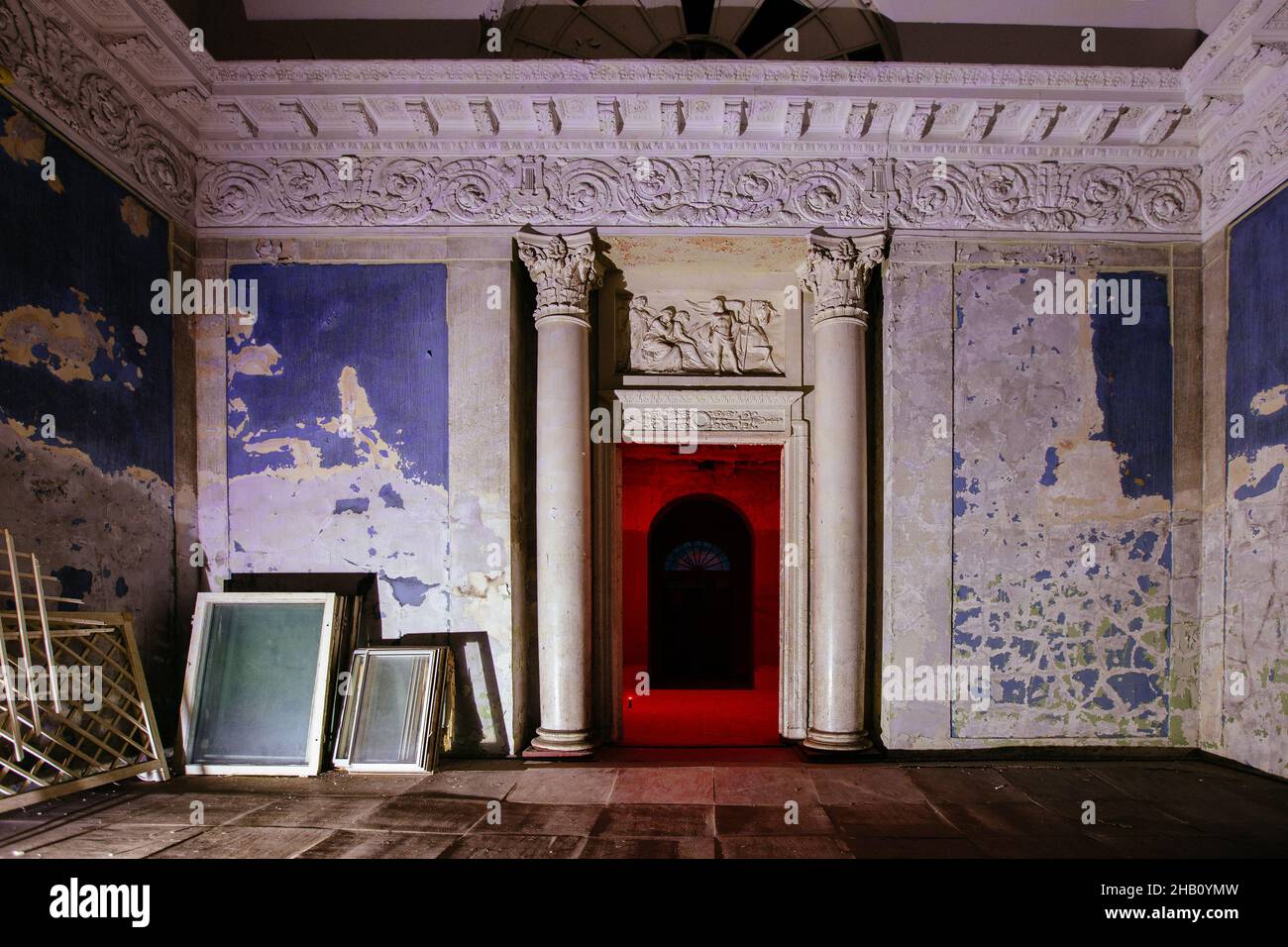 Inside of dark old creepy abandoned mansion at night Stock Photo - Alamy