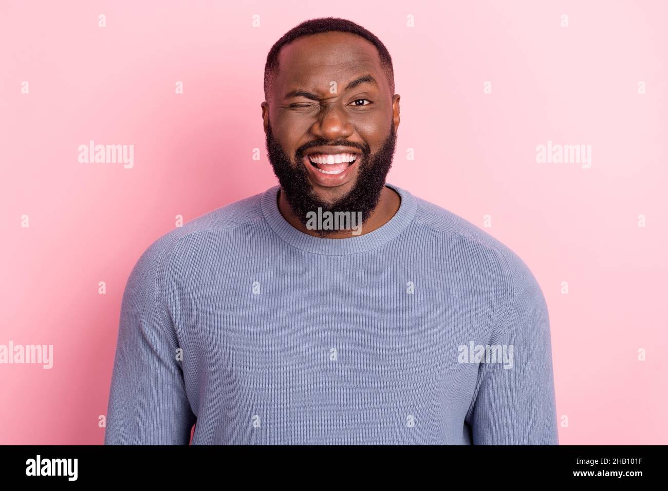Smile approve hi-res stock photography and images - Alamy