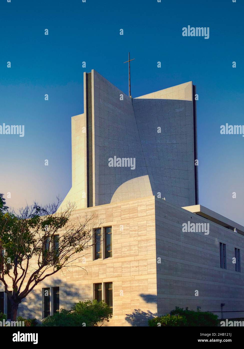 Usa San Francisco Chiesa St Mary Cathedral By Pier Luigi Nervi | Usa ...